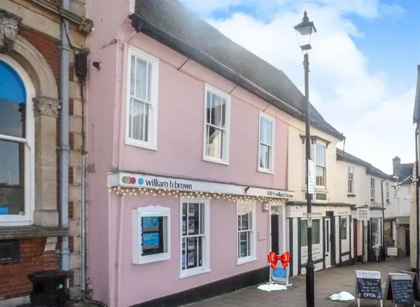 Estate Agents in Framlingham - Contact Us - Barnfields