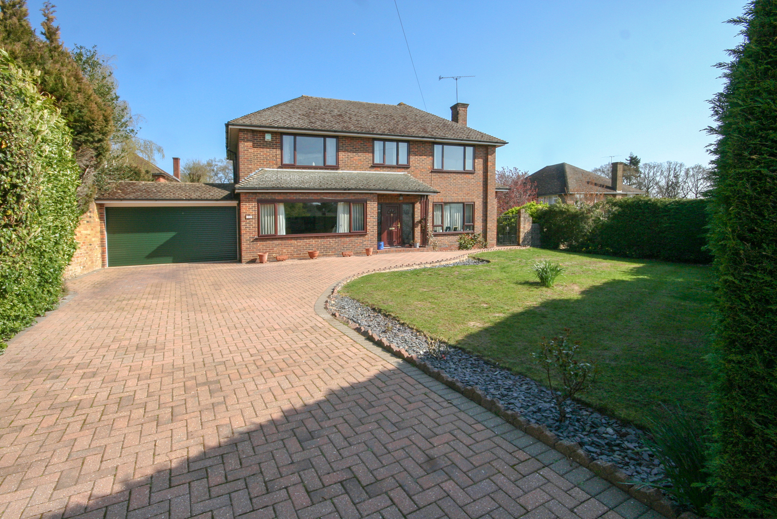 5 bedroom property for sale in Gerrards Cross - £1,285,000