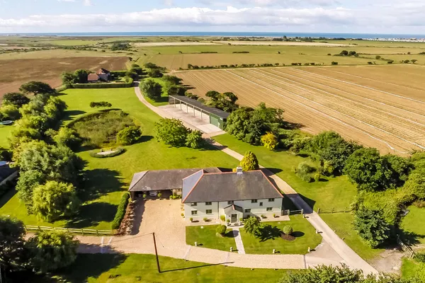 5 bedroom property for sale in Earnley, Chichester - Price on application