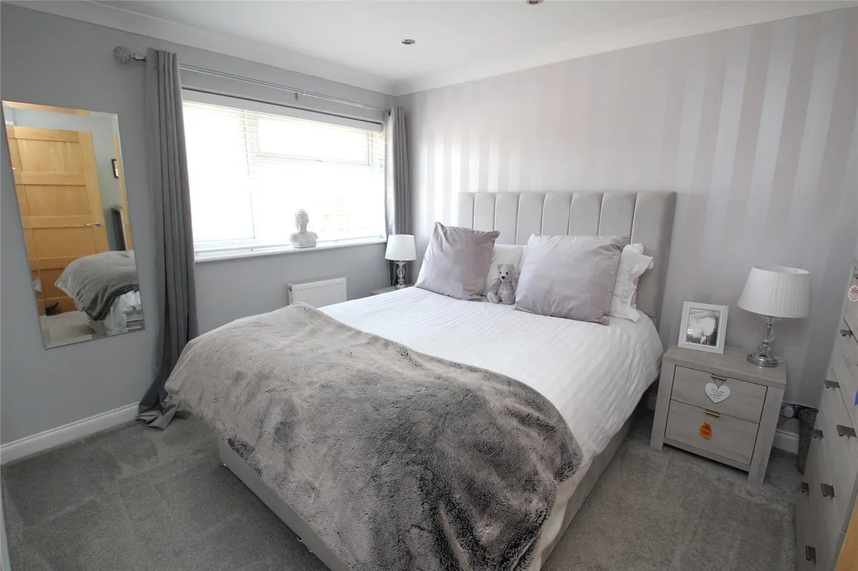 4 bedroom property for sale in Beechcroft Close, Fareham, Hampshire ...