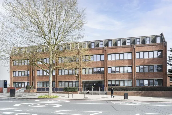Jacksons | 2 bedroom property to let in Streatham High Road, Streatham ...