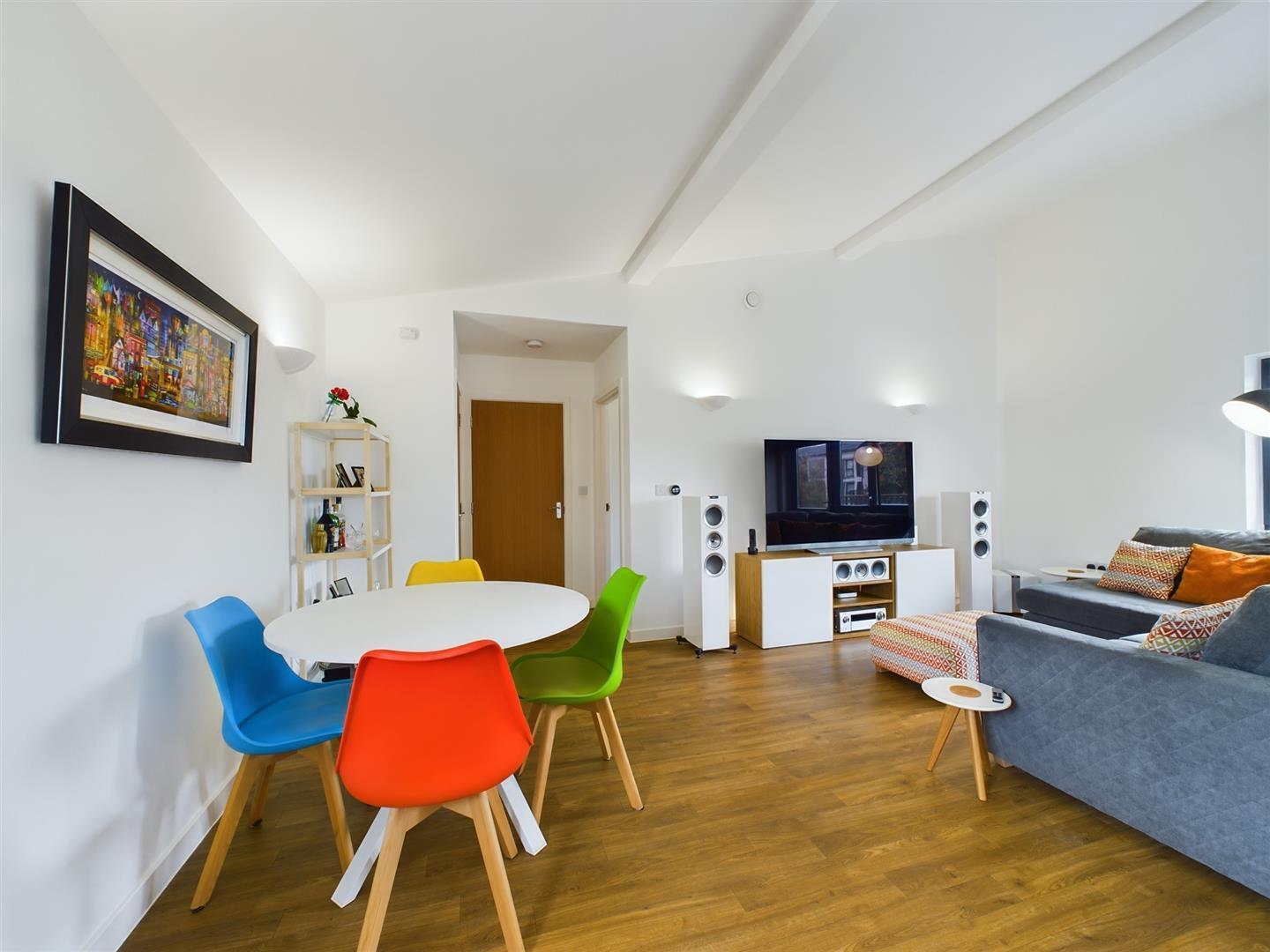 2 bedroom property for sale in 61 Roman Way, Hanham, Bristol, BS15 3FG ...