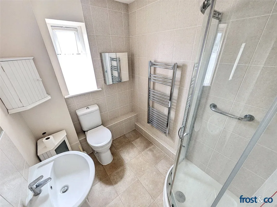 2 bedroom property for sale in Park Road, Poole, Dorset, BH14 - £110,000