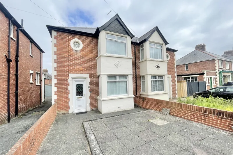 3 bedroom property for sale in Buddle Lane, St Thomas, EX4 - £270,000
