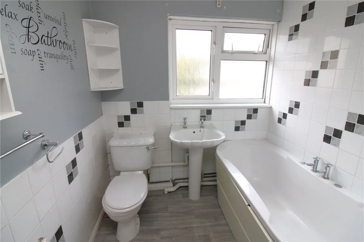 3 bedroom property for sale in Crossfell Walk, Fareham, Hampshire, PO14 ...