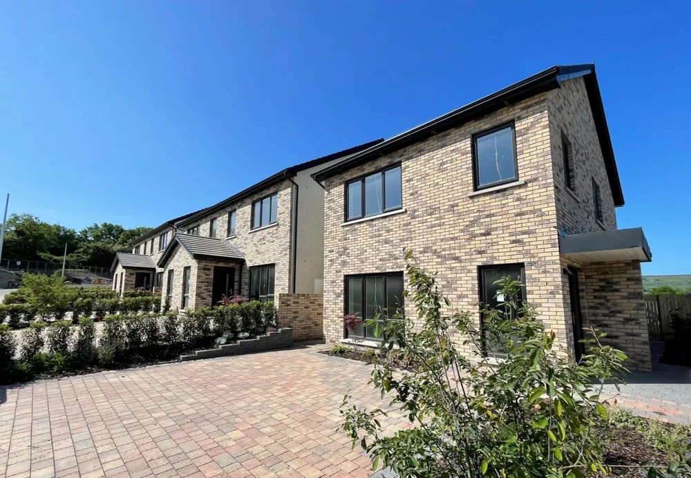 4 bedroom property for sale in 4 Bedroom Semi Detached House ...