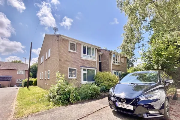 1 bedroom property to let in Cotswold Close, Verwood, Dorset, BH31 - £ ...