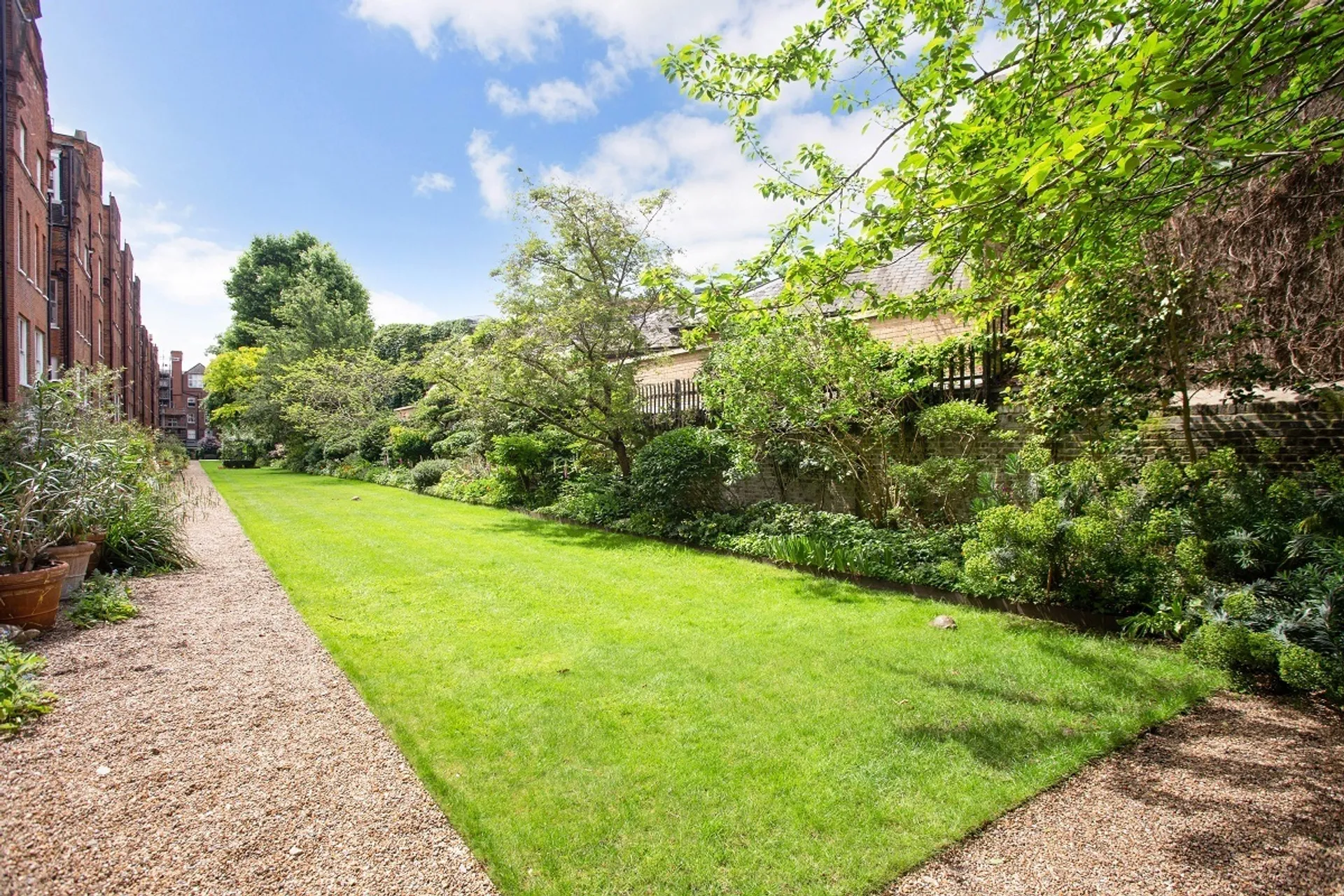 Estate & Lettings Agents in Sloane Square | Hamptons Estate Agents